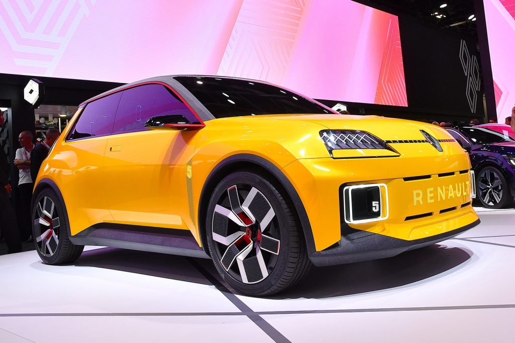 Get ready for a game-changing reveal! The highly anticipated Renault 5 ...