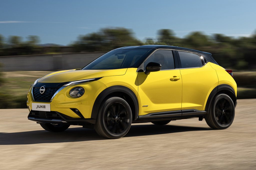 Check out the souped-up Nissan Juke with a massive touchscreen and ...